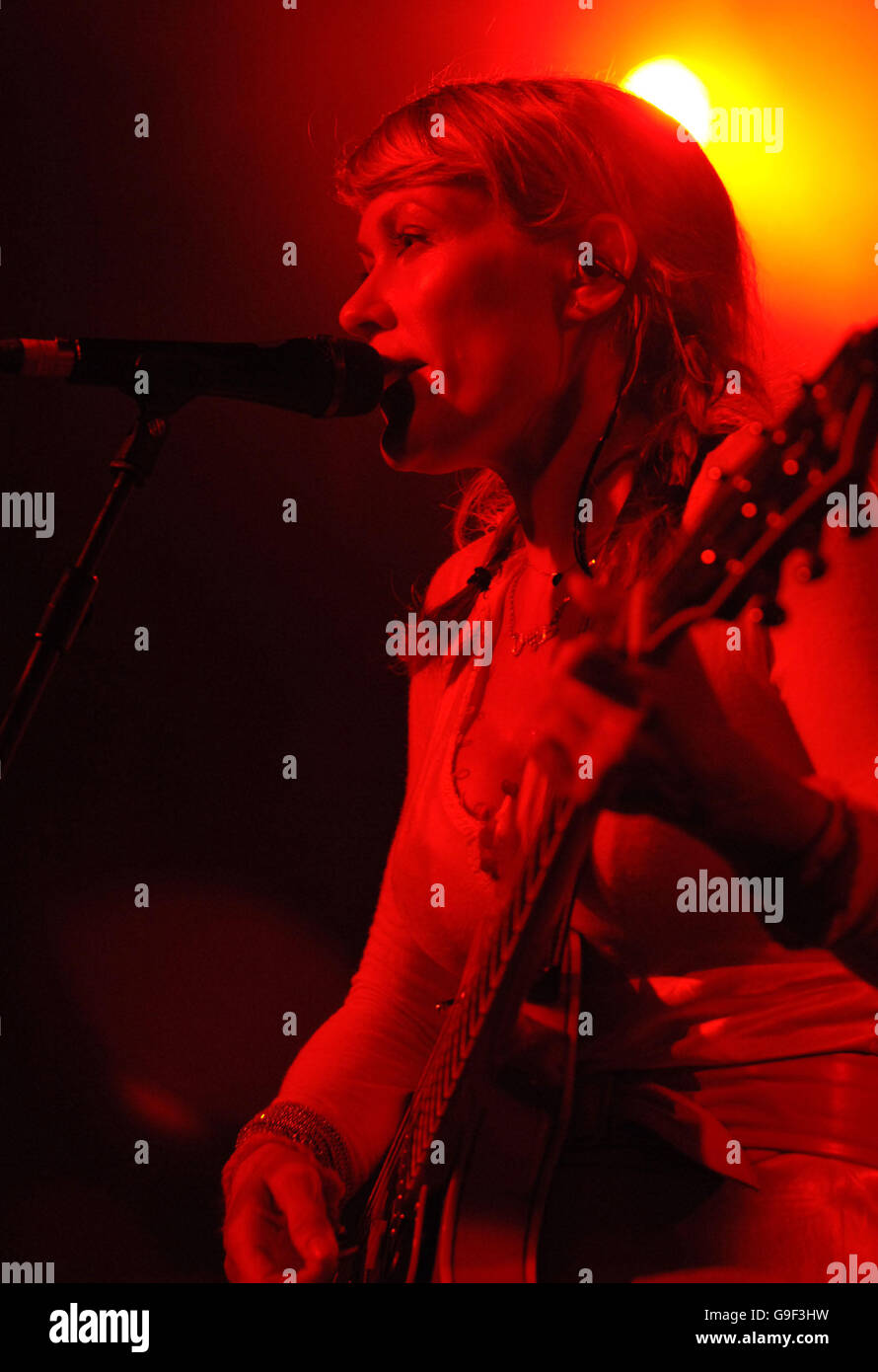 Catatonia singer cerys matthews hi-res stock photography and images - Alamy
