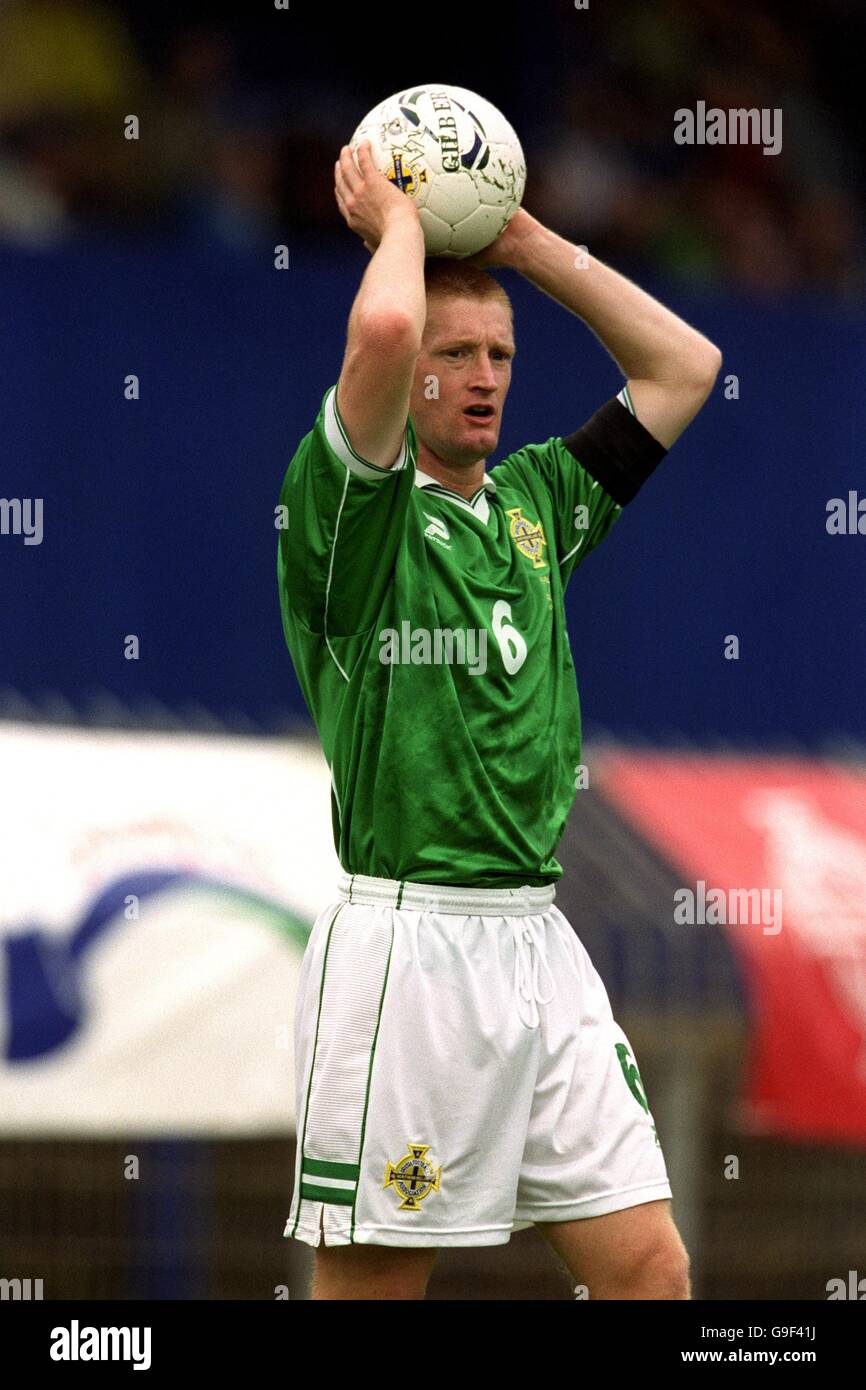 Soccer - World Cup 2002 Qualifier - Group Three - Northern Ireland v ...