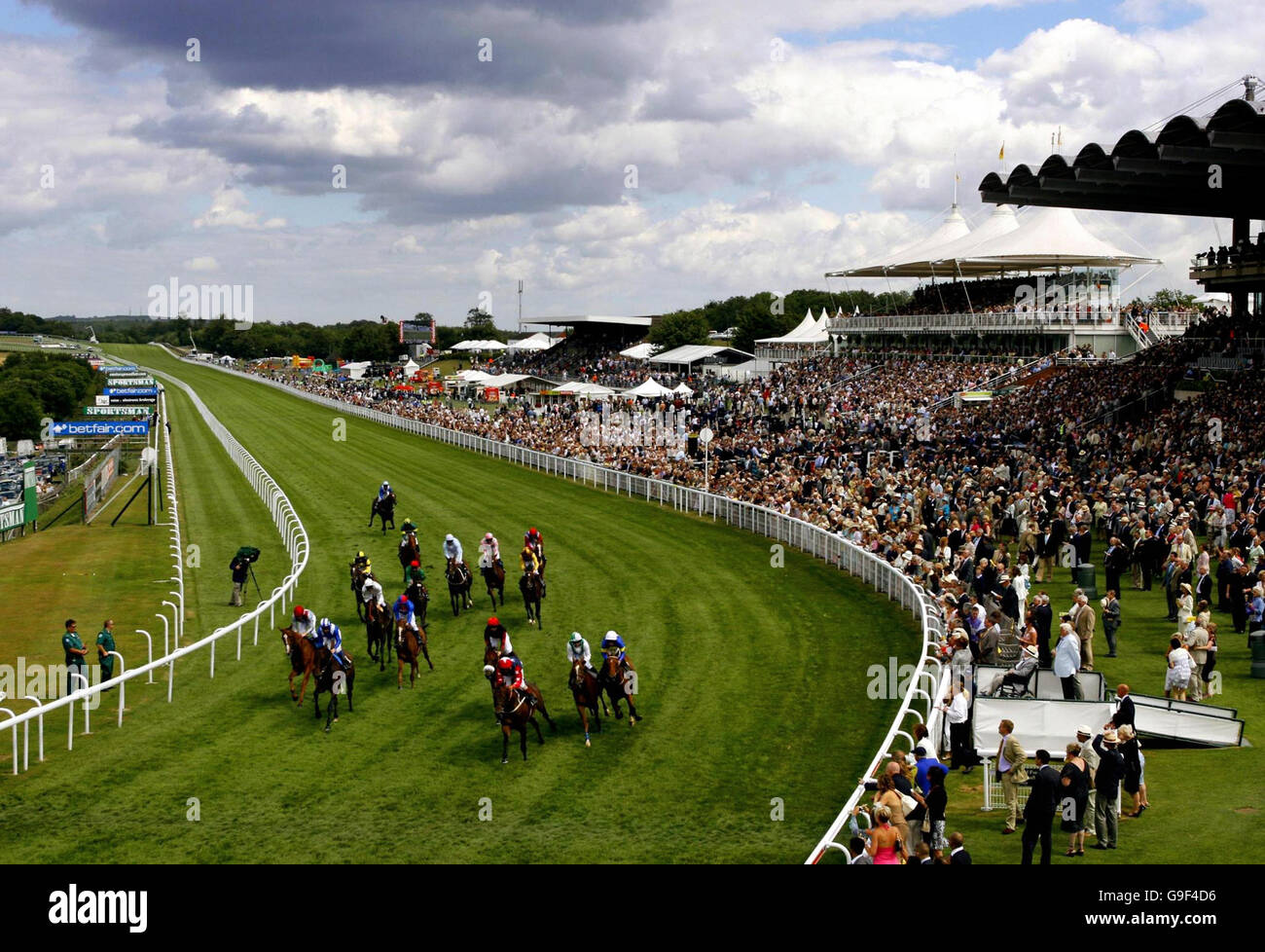 Racing - Glorious Goodwood - Day One Stock Photo - Alamy