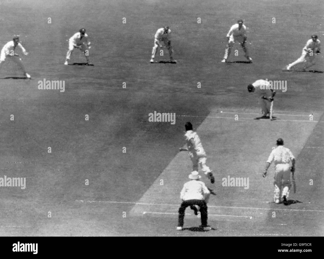 Ray lindwall hi-res stock photography and images - Alamy