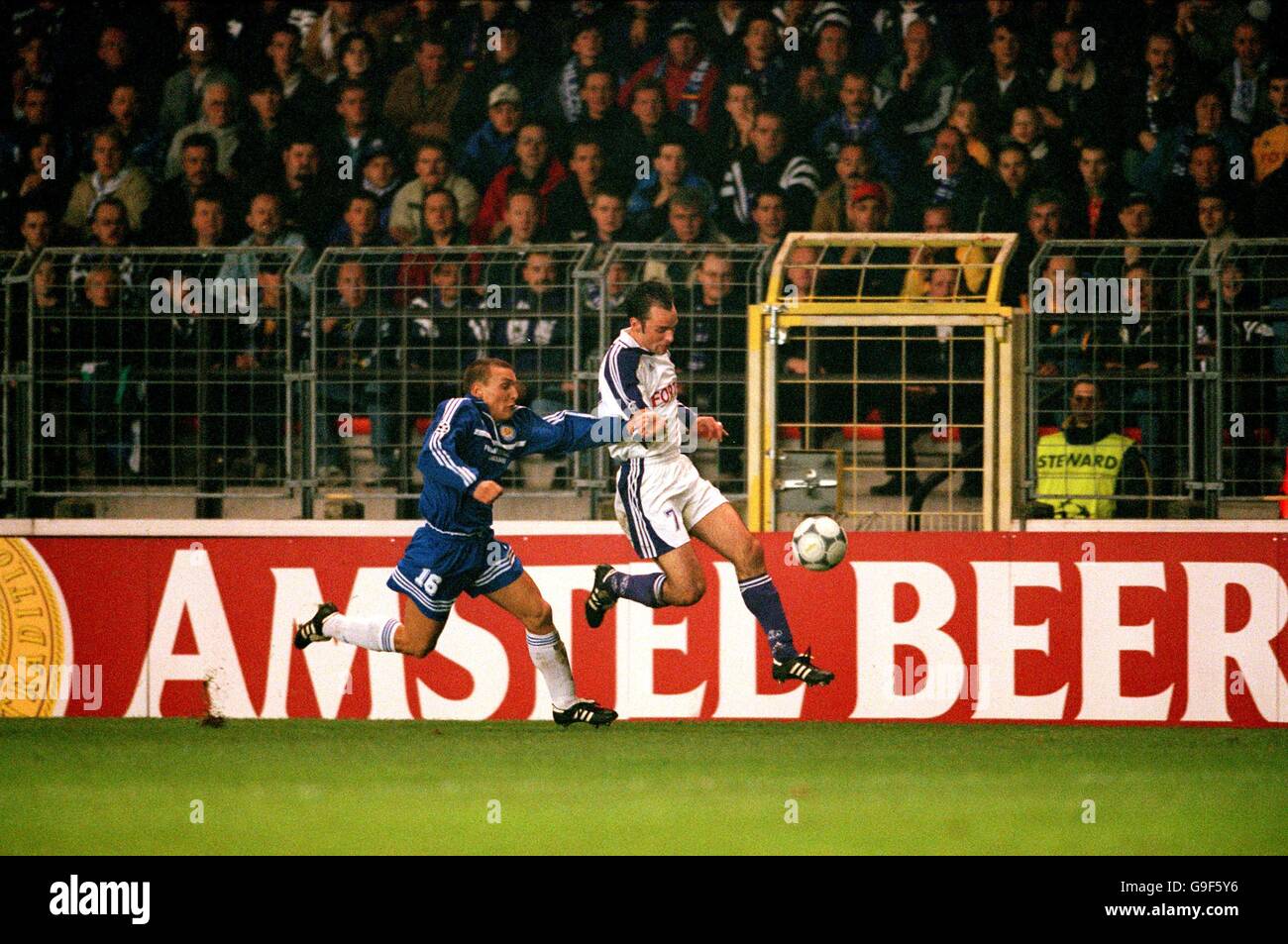 Gs1 md4 weds action amstel board football hi-res stock photography and ...
