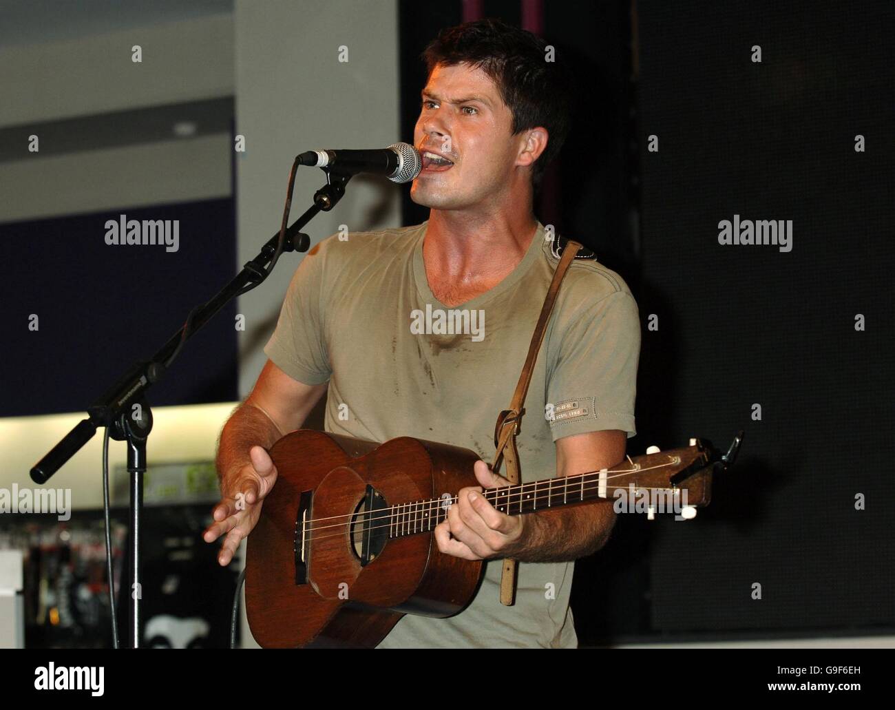 Seth lakeman hi-res stock photography and images - Alamy