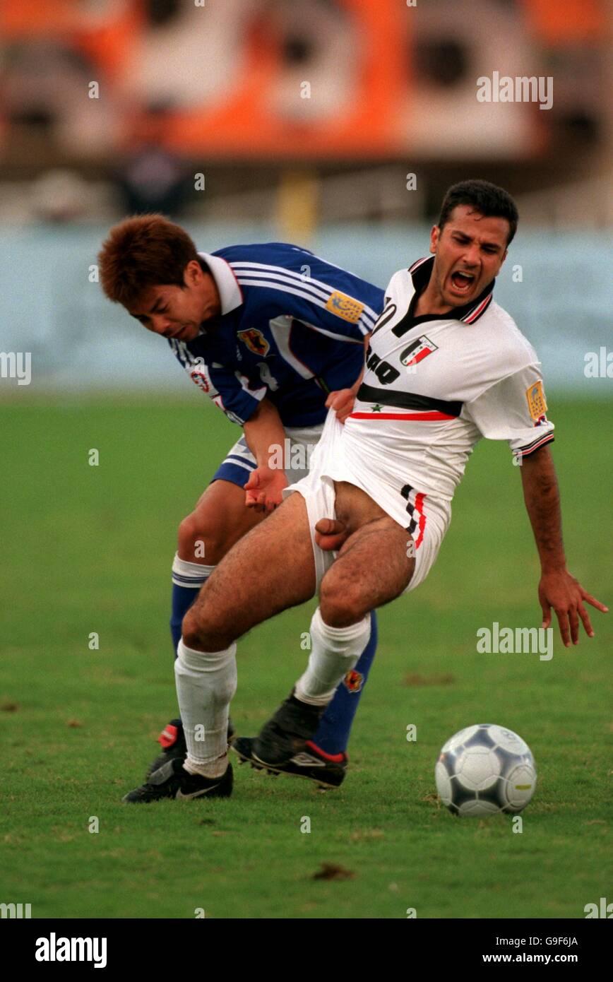 Soccer - Asian Cup 2000 - Quarter Final - Japan v Iraq Stock Photo - Alamy