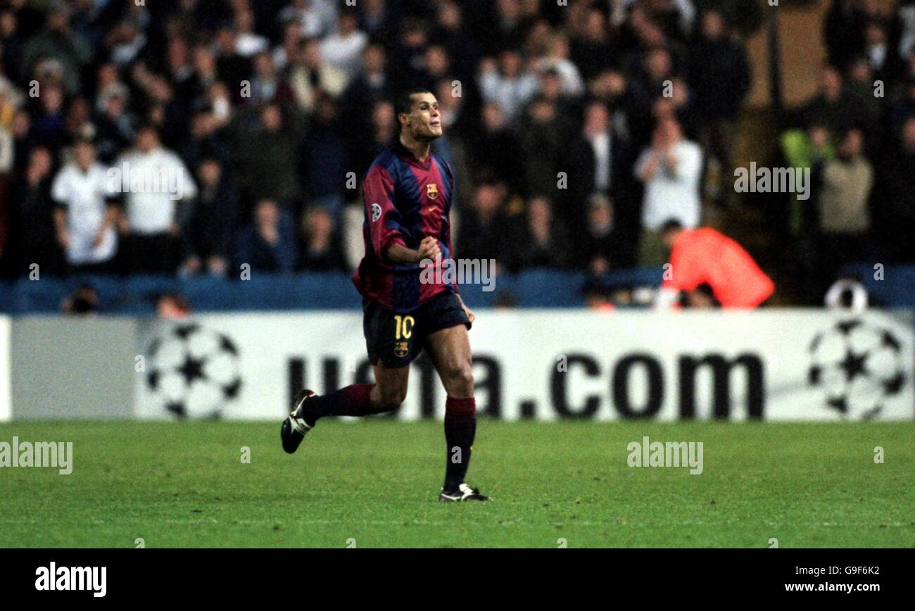 Rivaldo barcelona goal hi-res stock photography and images - Alamy