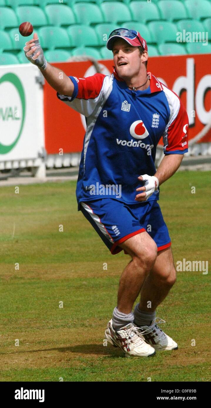 CRICKET - England nets session - London Stock Photo - Alamy