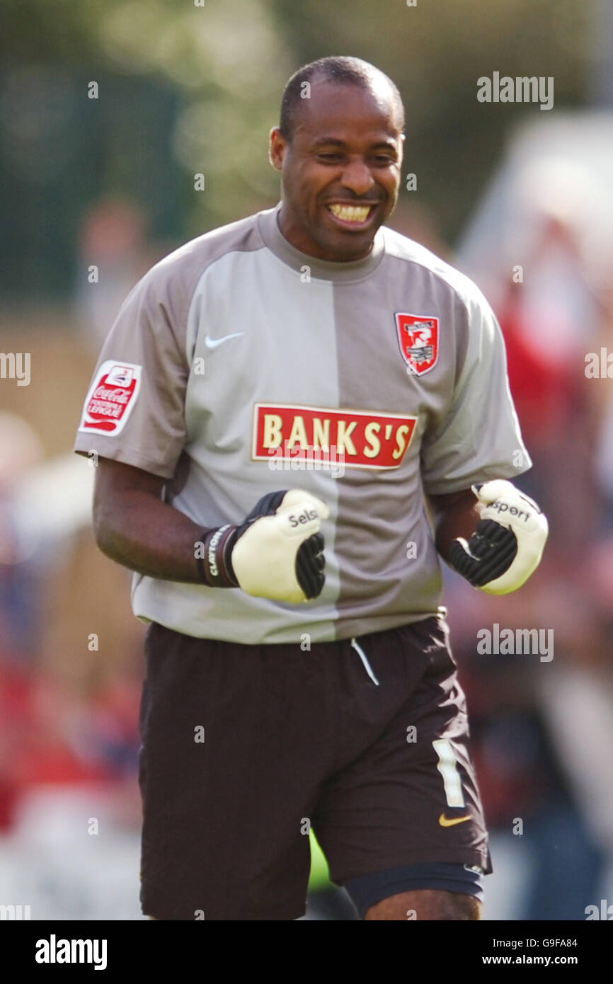 Soccer - Coca-Cola Football League Two - Lincoln City v Walsall ...