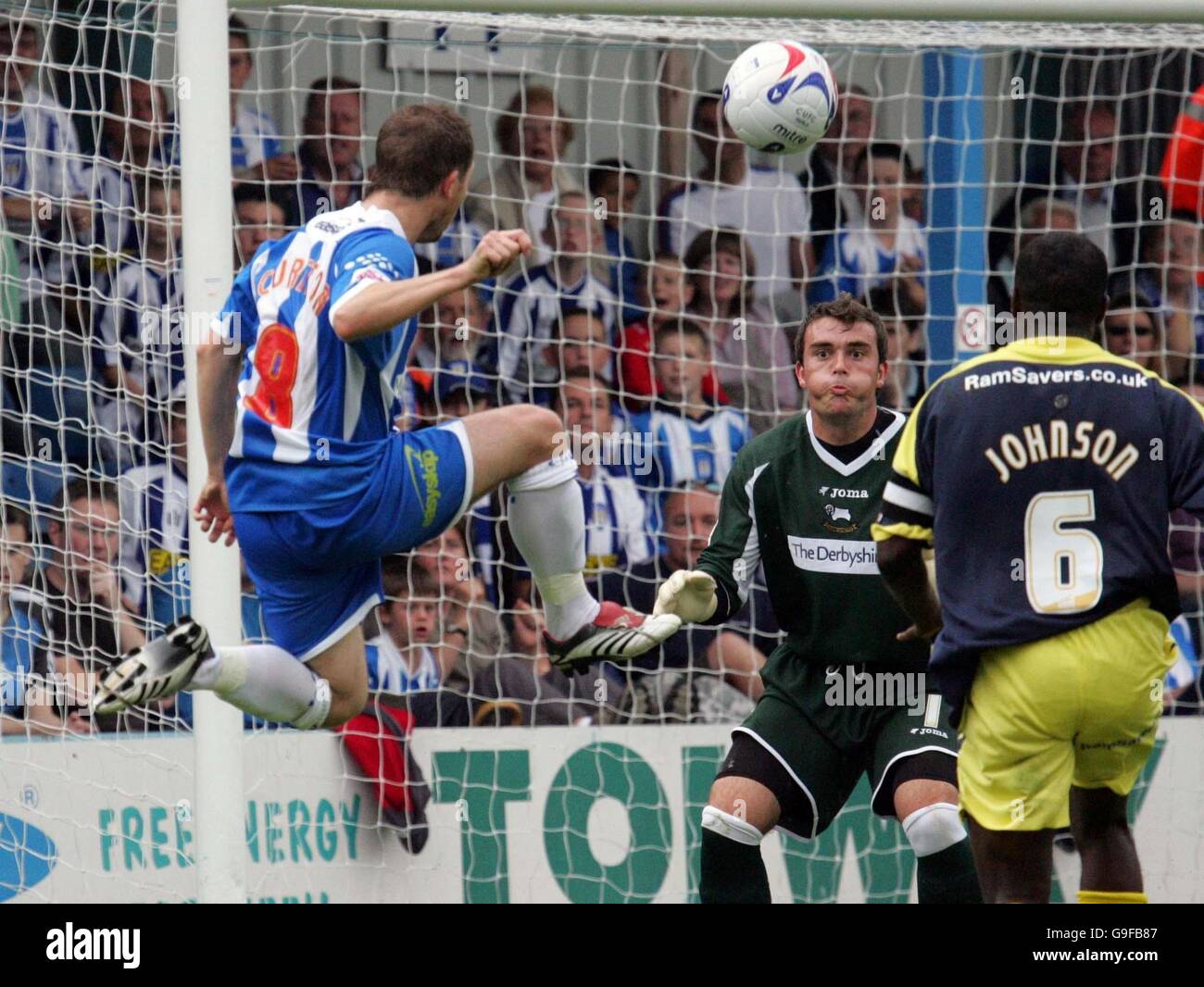 Jamie cureton goal colchester hi-res stock photography and images - Alamy