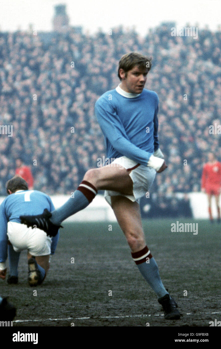 Soccer football league mancester hi-res stock photography and images ...