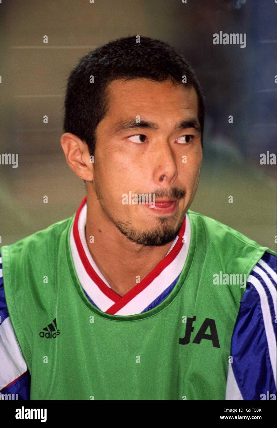 Soccer asian cup 2000 semi final japan v china hi-res stock photography ...