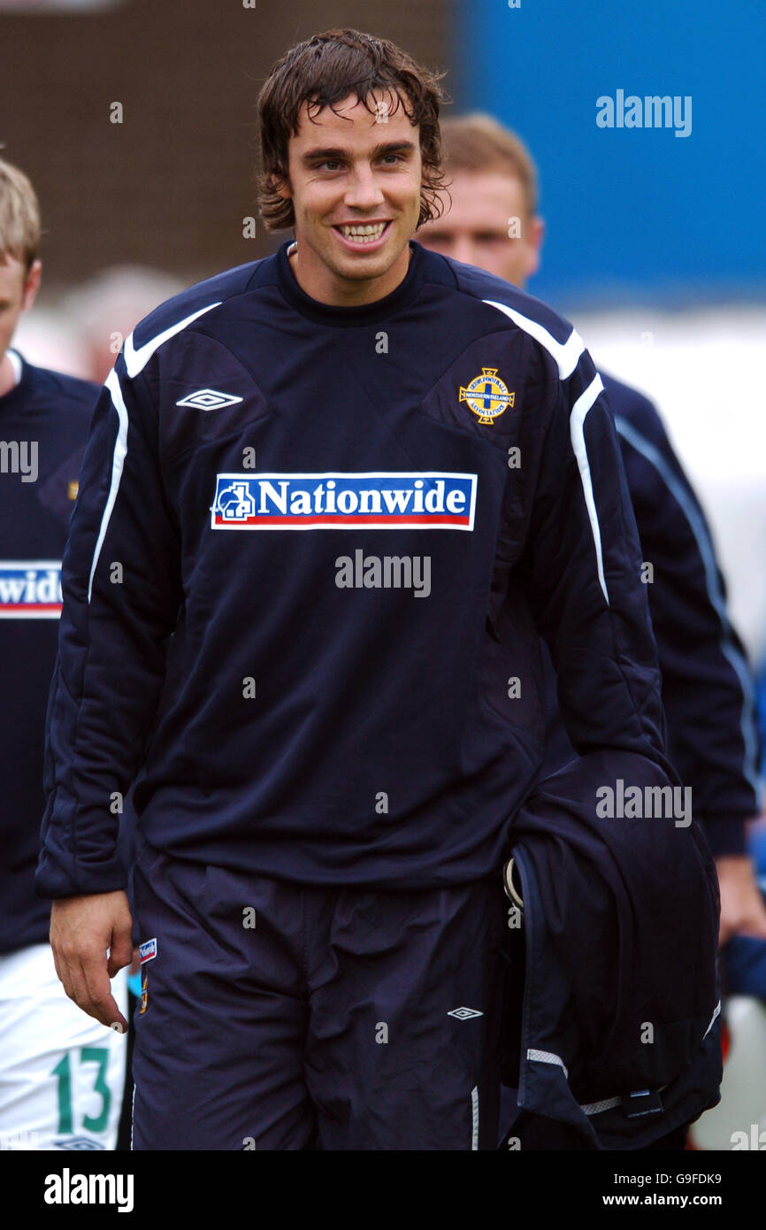 Michael duff northern ireland international hi-res stock photography ...