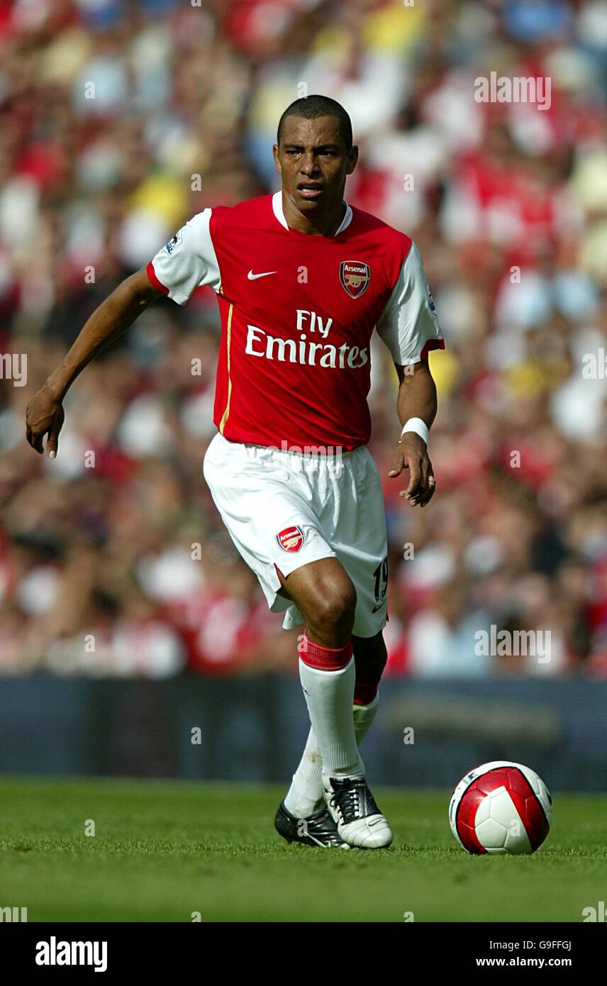 Gilberto silva arsenal hi-res stock photography and images - Alamy