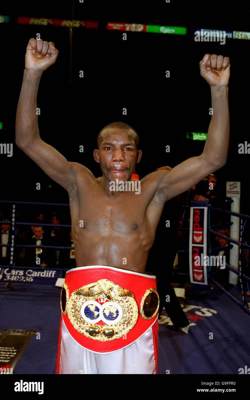 Mbulelo botile hi-res stock photography and images - Alamy