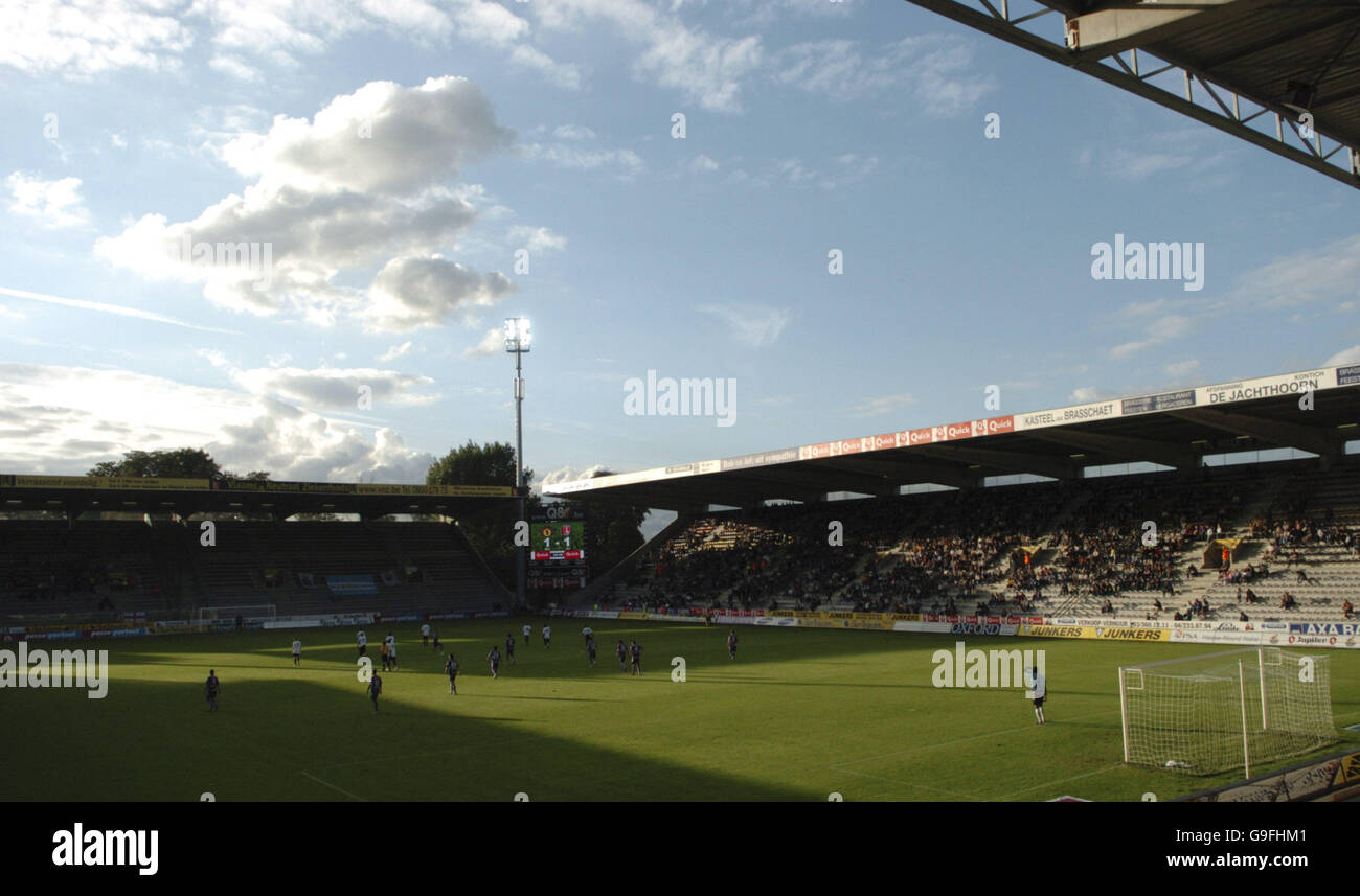 Olympic stadium beerschot general hi-res stock photography and images ...