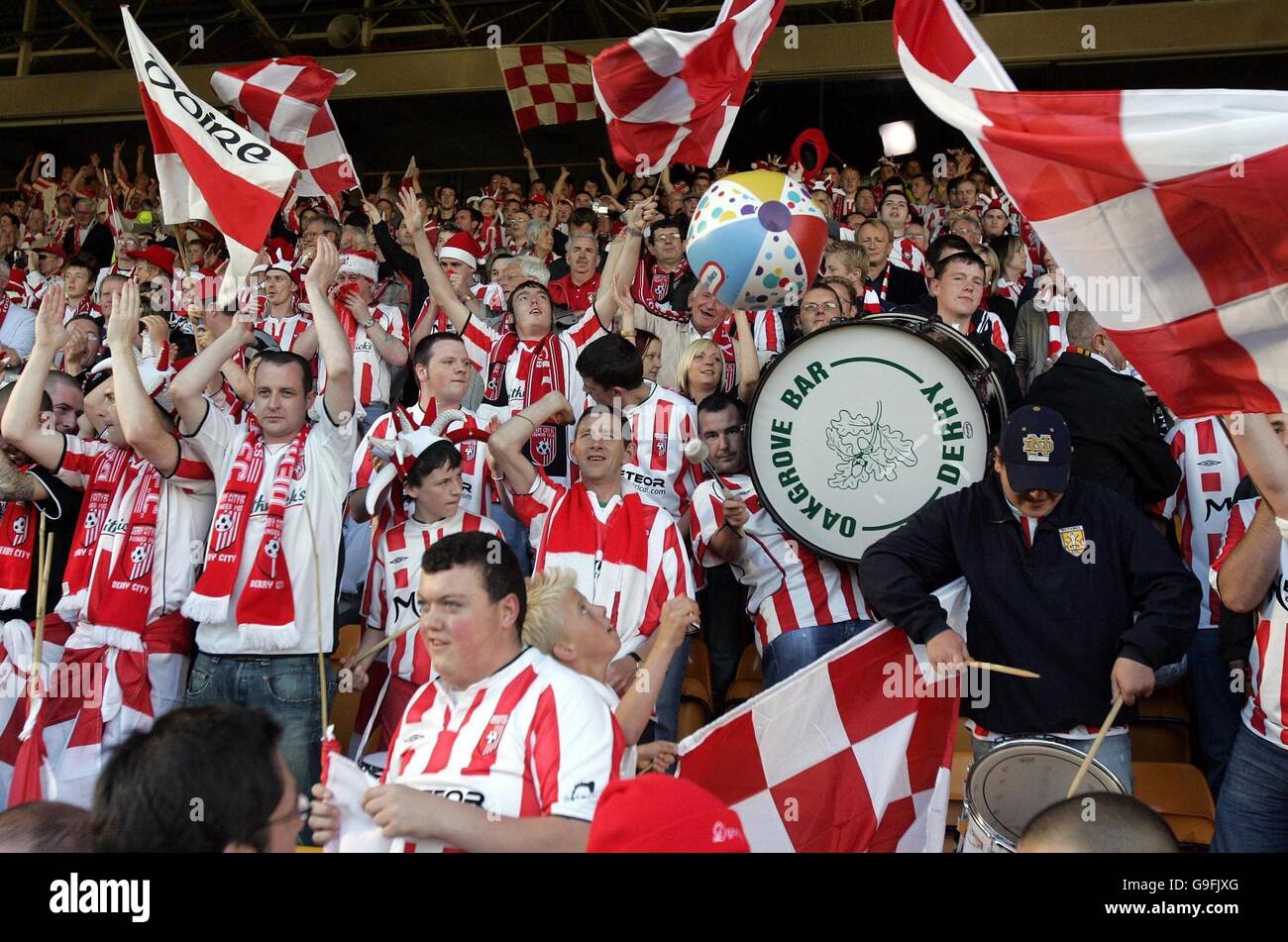 Derry City fans during the UEFA Cup second qualifying round first leg ...