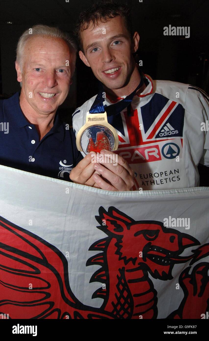 Jj williams williams rugby hi-res stock photography and images - Alamy