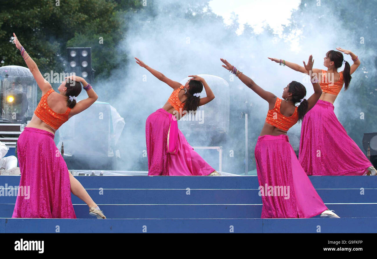 Bollywood Steps perform at the 2006 London Mela in Gunnersbury Park ...