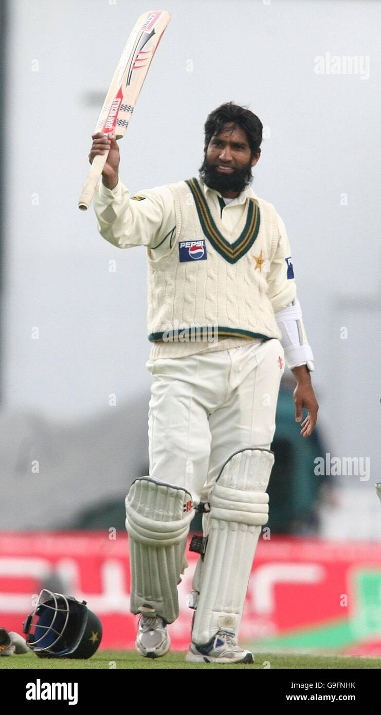 Pakistan batsman Mohamma Yousaf celebrates his century during the ...