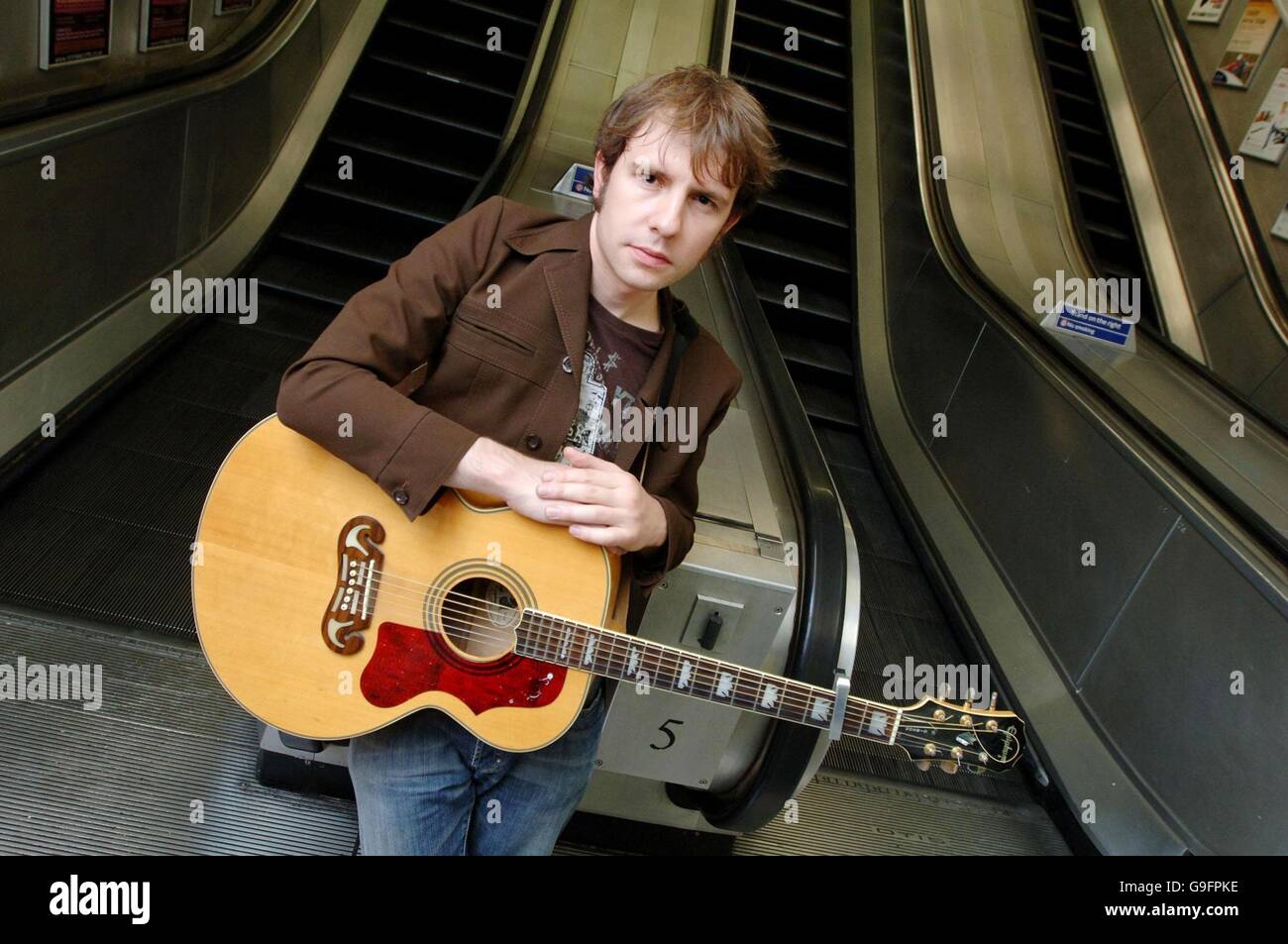 Singer launches album on the London Underground Stock Photo - Alamy