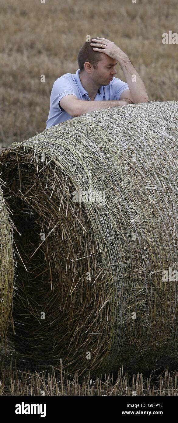 First straw bale rolling competition hi-res stock photography and ...