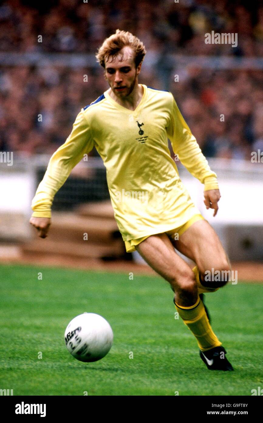 Soccer - FA Cup Final - Queens Park Rangers v Tottenham Hotspur. Steve ...