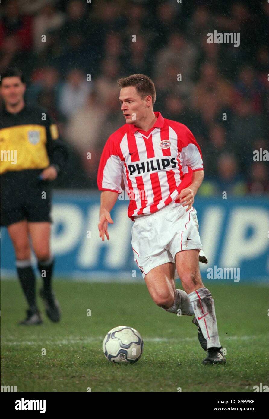 Soccer - UEFA Cup - Third Round First Leg - PSV Eindhoven v PAOK ...