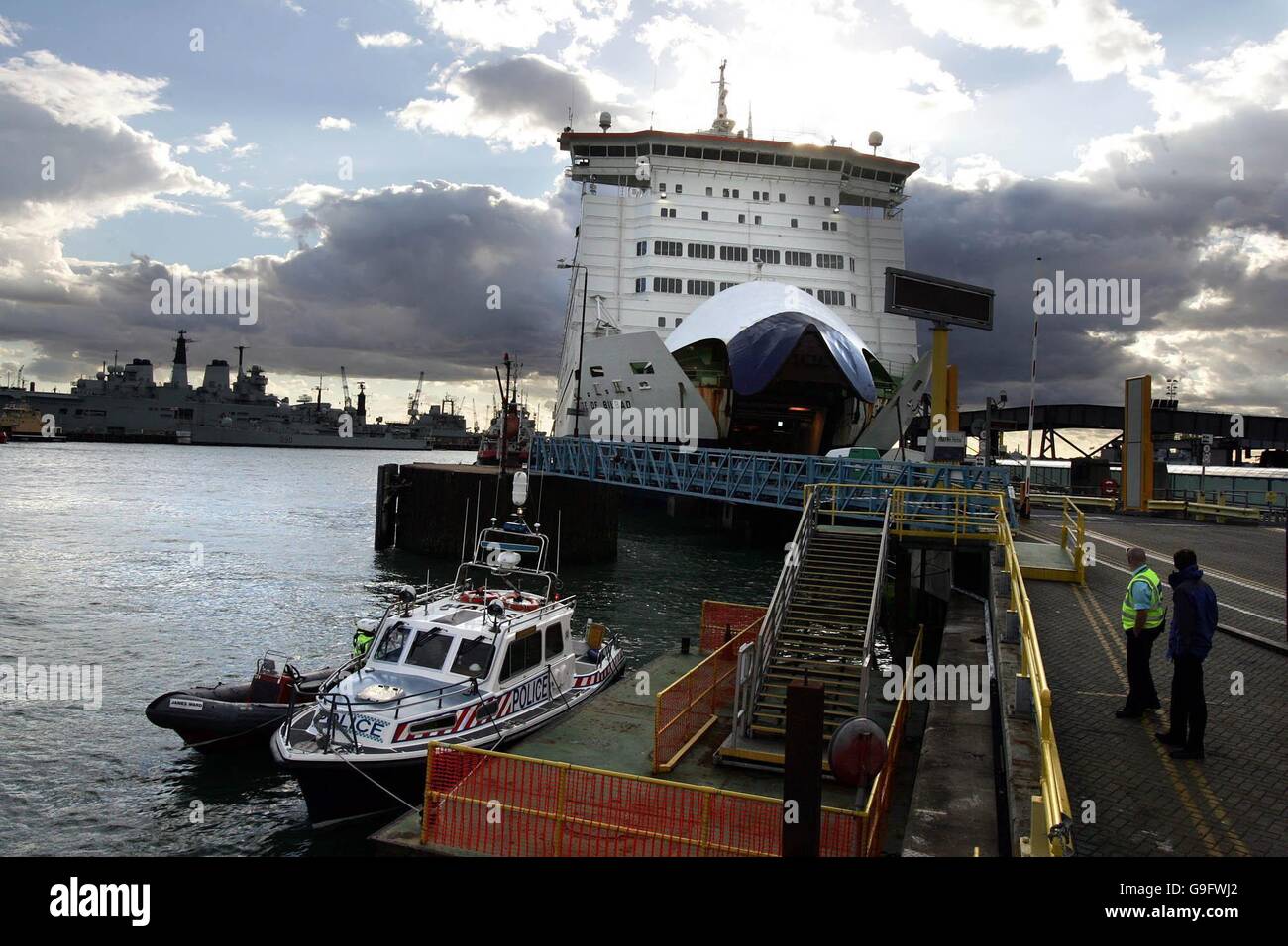 Police to board P&O ferry in tragic yachtsmen probe Stock Photo - Alamy