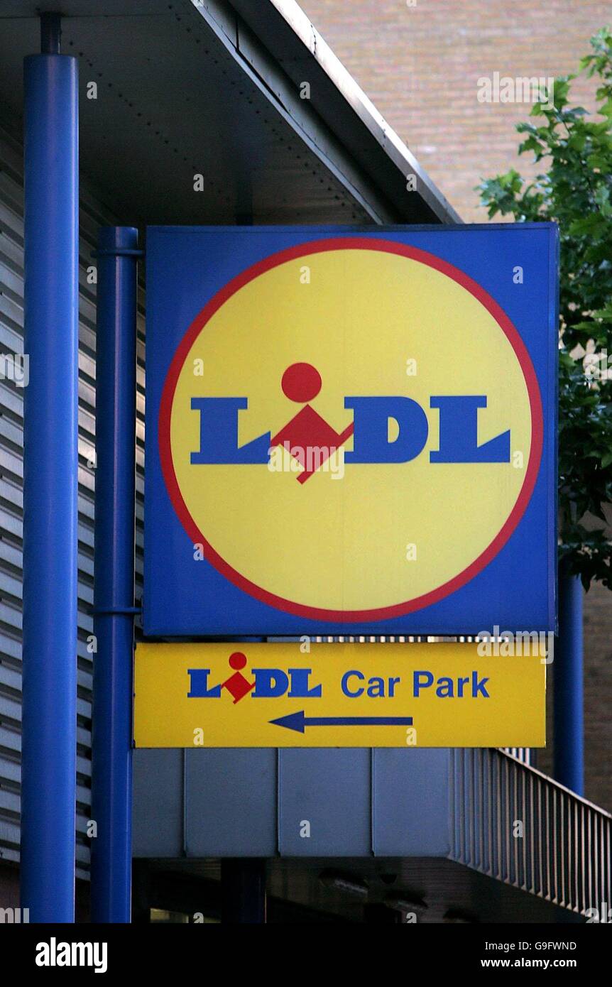 Stock picture of a lidl supermarket sign in london hi-res stock ...