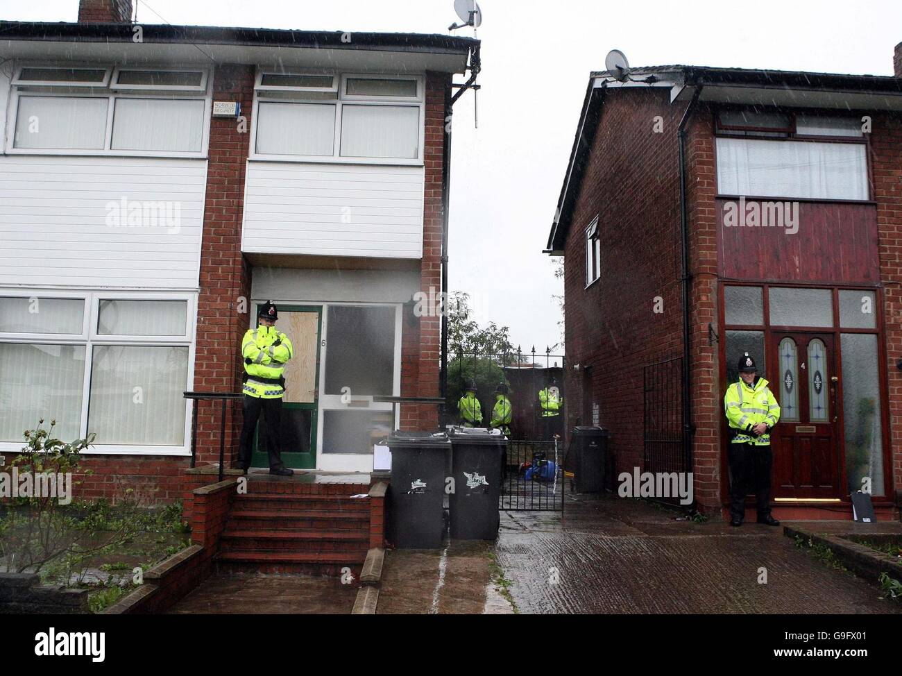 Police 'terror' arrests Stock Photo - Alamy