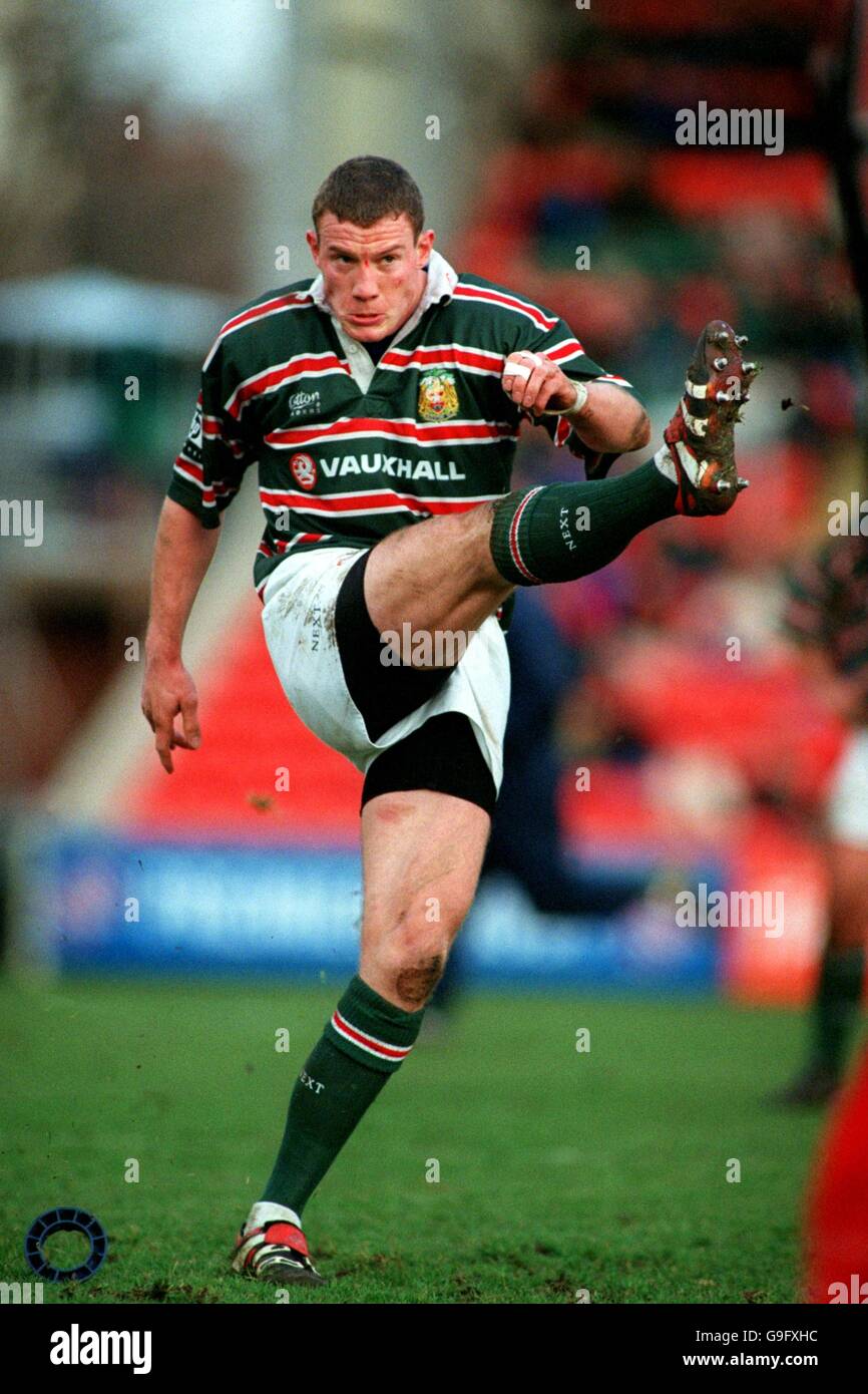 Full back tim stimpson hi-res stock photography and images - Alamy