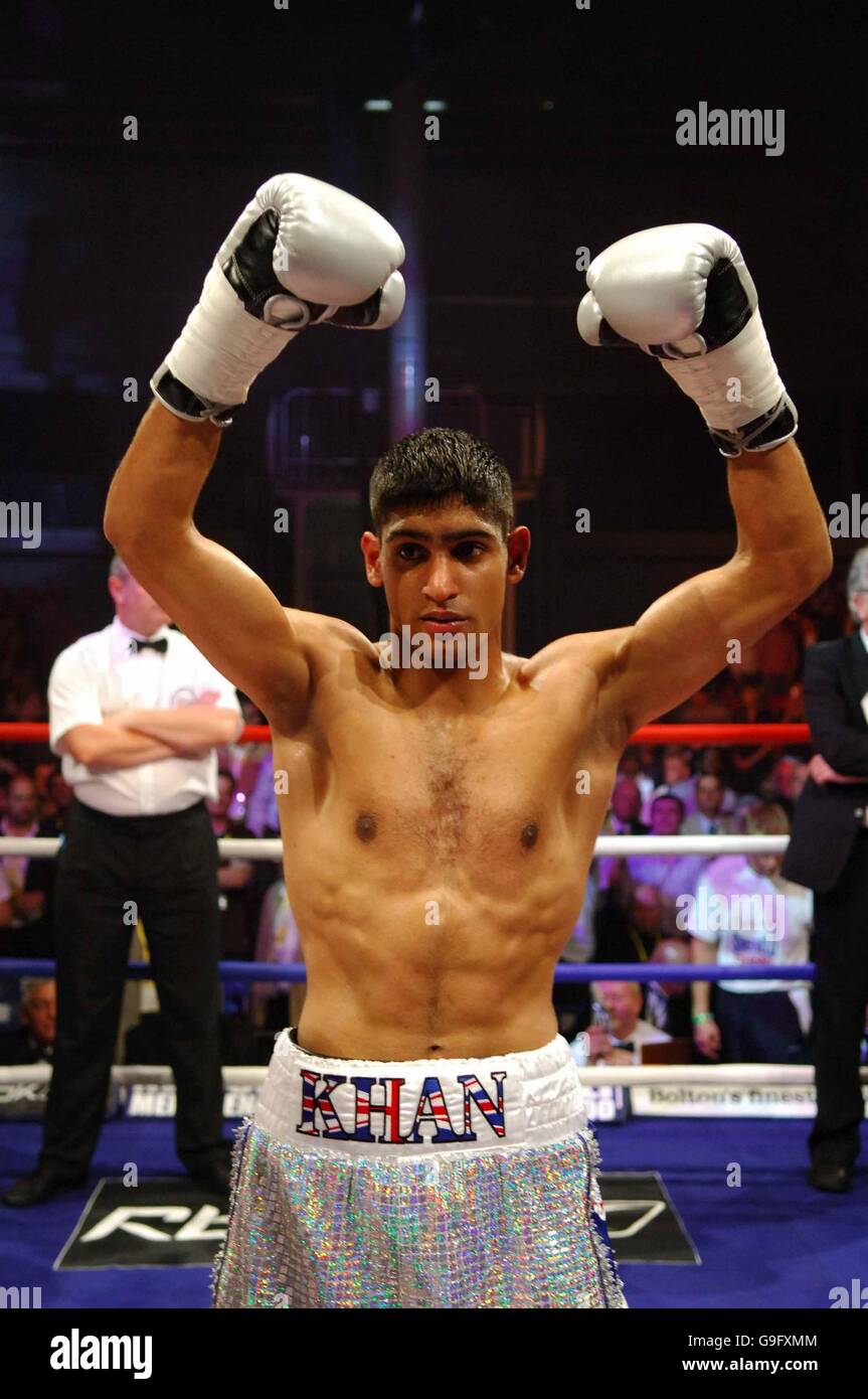 Boxing - Bolton Arena. Great Britain's Amir Khan celebrates his win ...