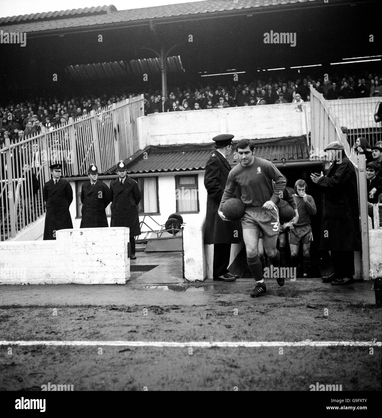 Football tunnel Black and White Stock Photos & Images - Alamy