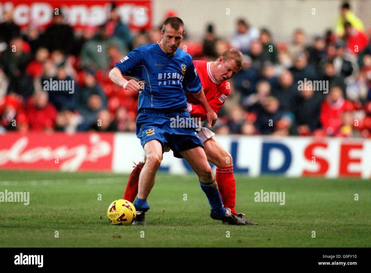 Nottingham forests tony vaughan hi-res stock photography and images - Alamy
