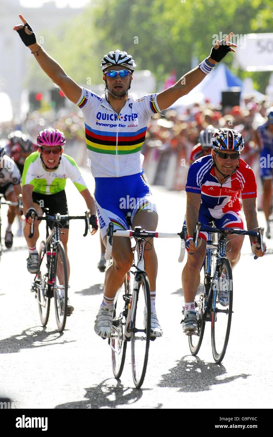 Belgium's Tom Boonen of the QuickStep-Innergetic team wins stage 6 ahead of Great Britain's ...