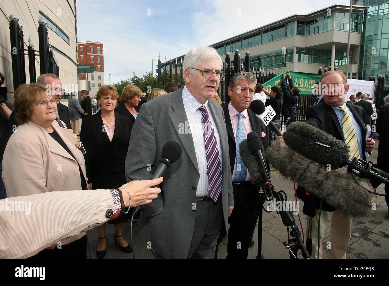 In the omagh bomb explosion hi-res stock photography and images - Alamy