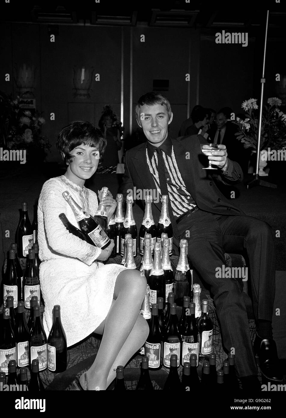 Simon Dee Stock Photos & Simon Dee Stock Images - Alamy