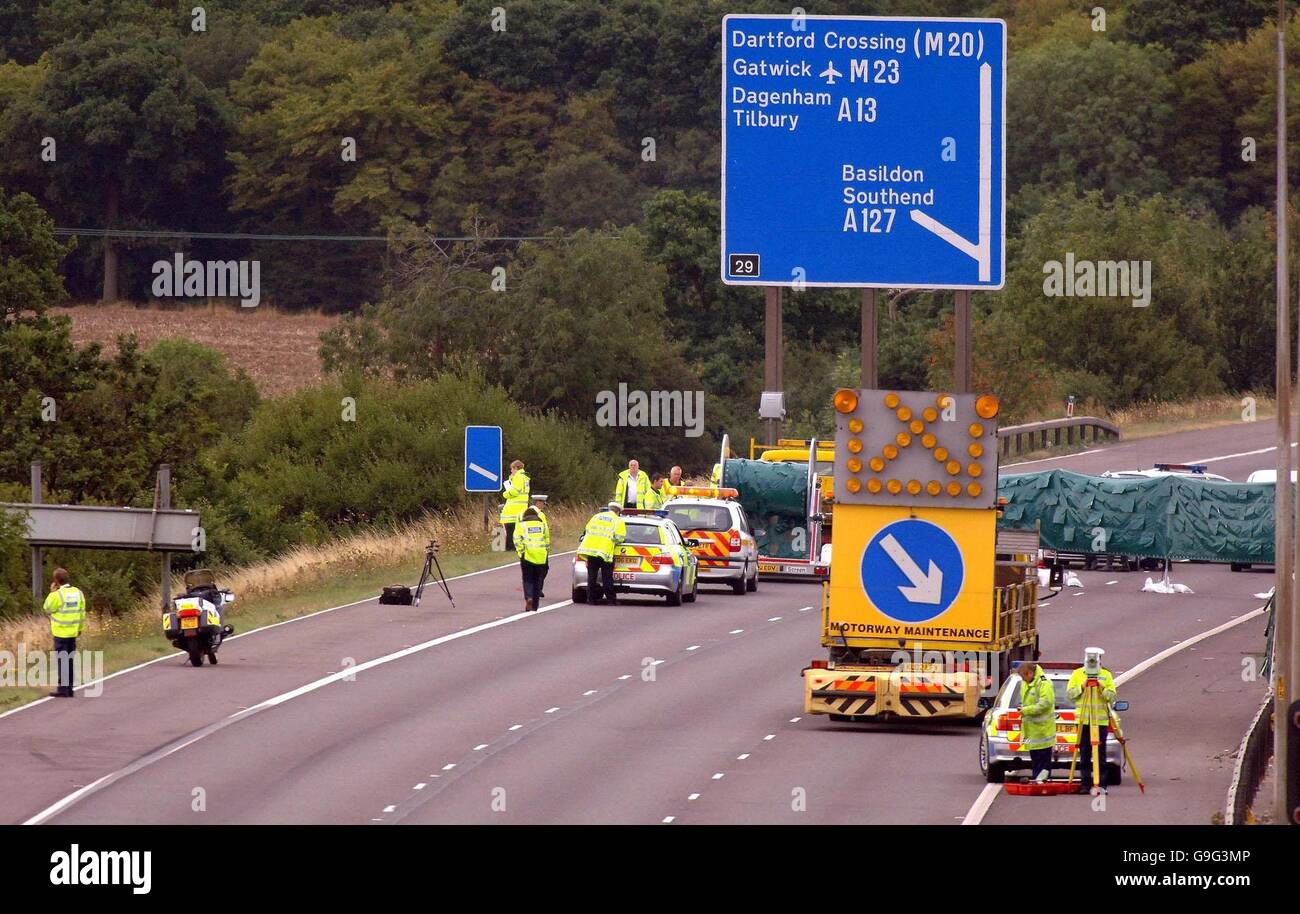 Three die in motorway crash Stock Photo - Alamy