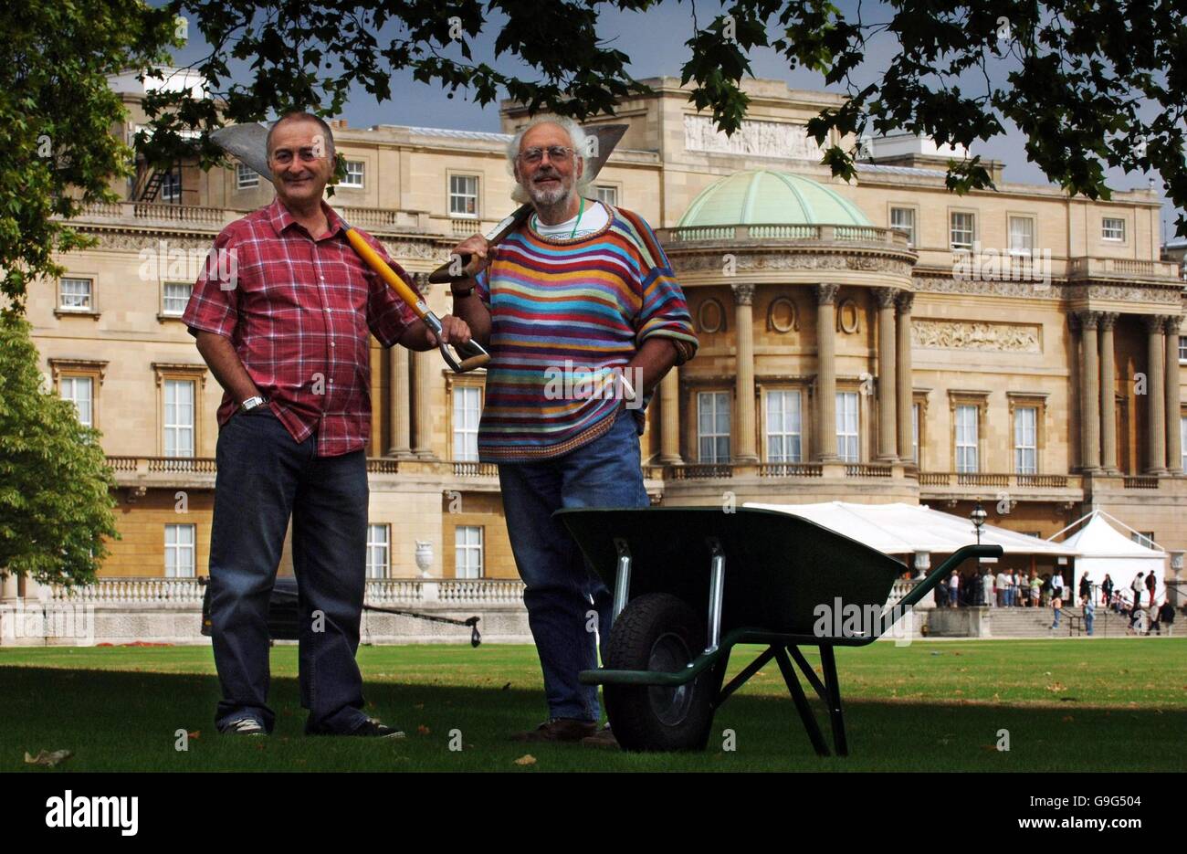 Time team tony robinson hi-res stock photography and images - Alamy