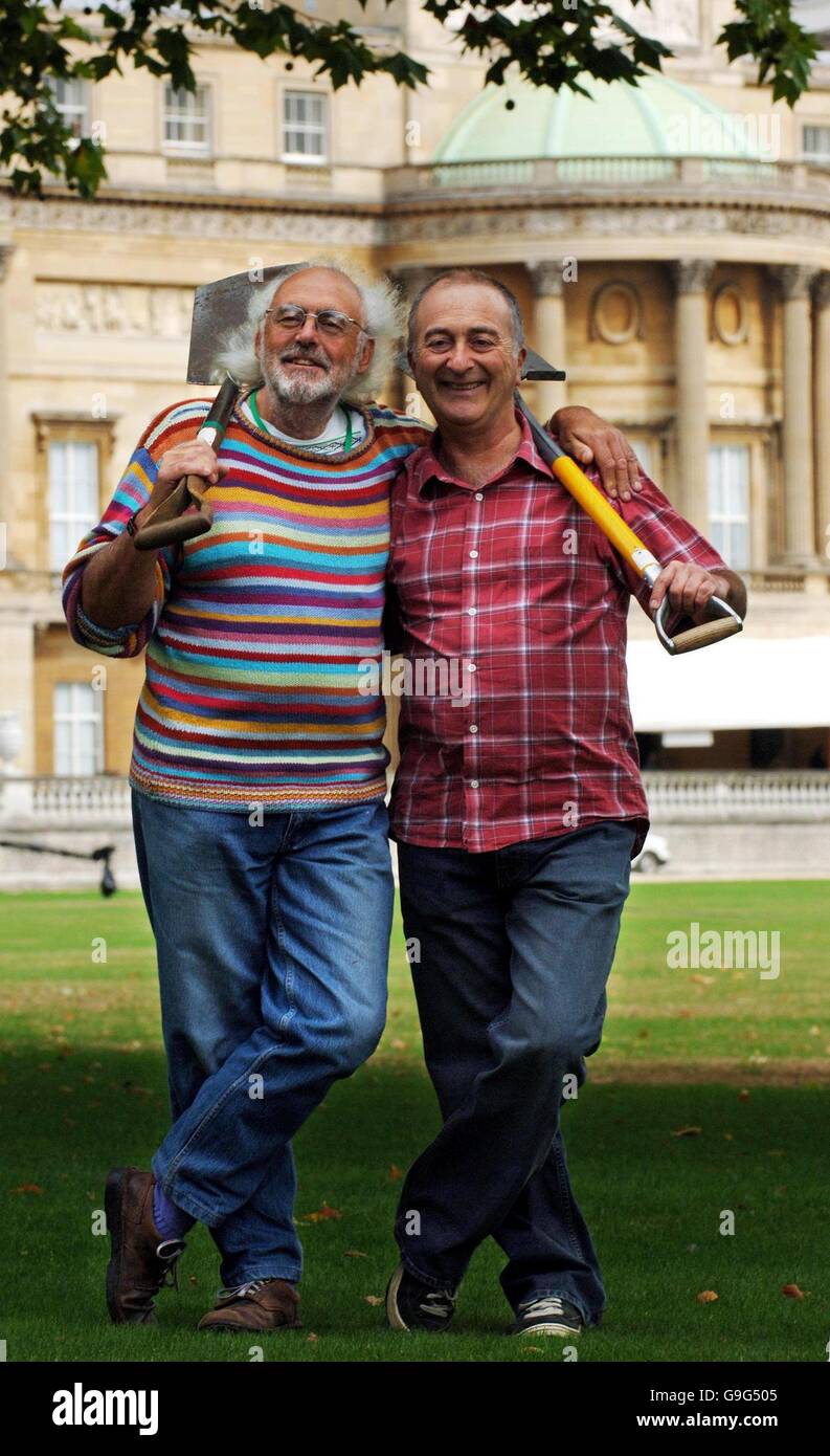 Time team tony robinson hi-res stock photography and images - Alamy