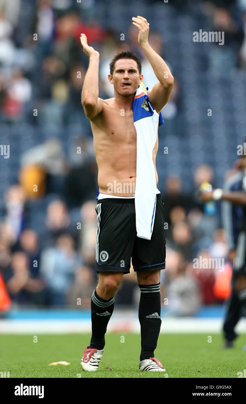 Lampard fans hi-res stock photography and images - Alamy