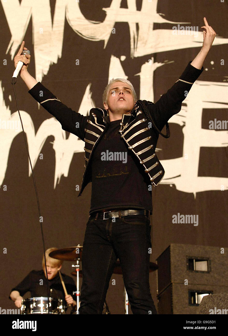 Carling Reading Festival. Gerard Way from My Chemical Romance ...