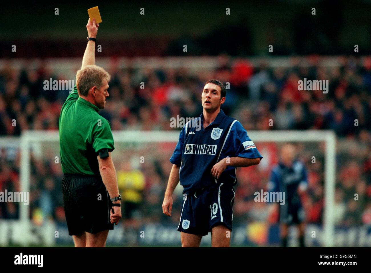 Referee mark cowburn hi-res stock photography and images - Alamy