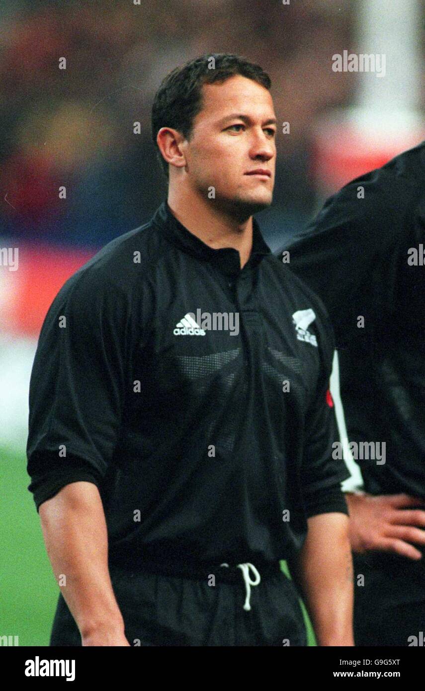 Rugby Union - Friendly - France v New Zealand. Carlos Spencer, New ...