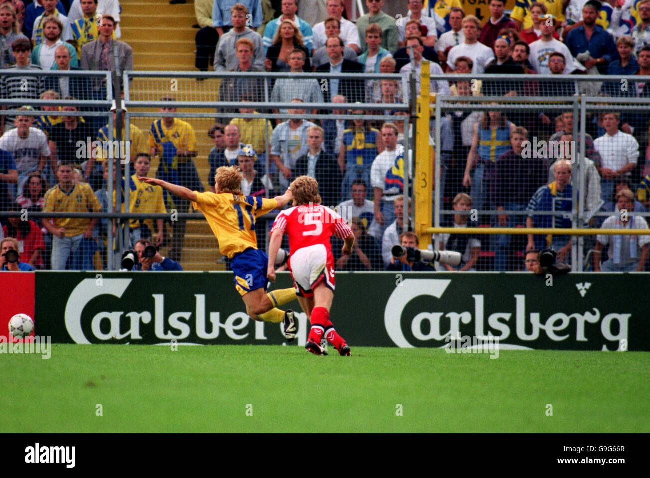 EUROPEAN CHAMPIONSHIPS SOCCER. SWEDEN v DENMARK *************** ISL ...