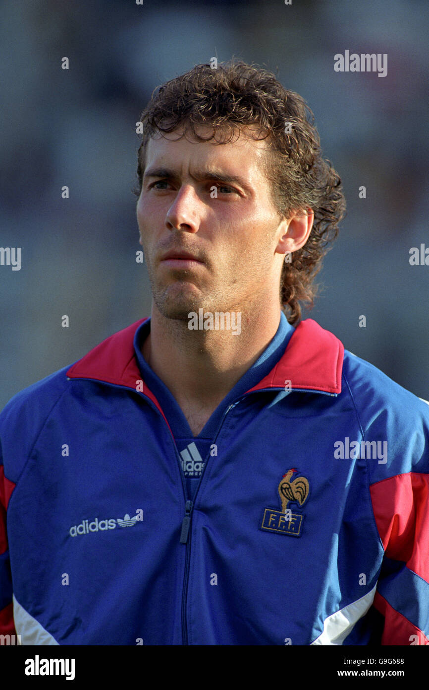 Soccer - Euro 92 Sweden - Group 1 - England v France - Malmo Stadion ...