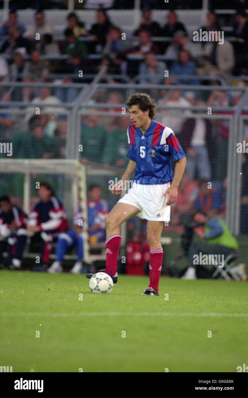 Soccer - Euro 92 Sweden - Group 1 - England v France - Malmo Stadion ...