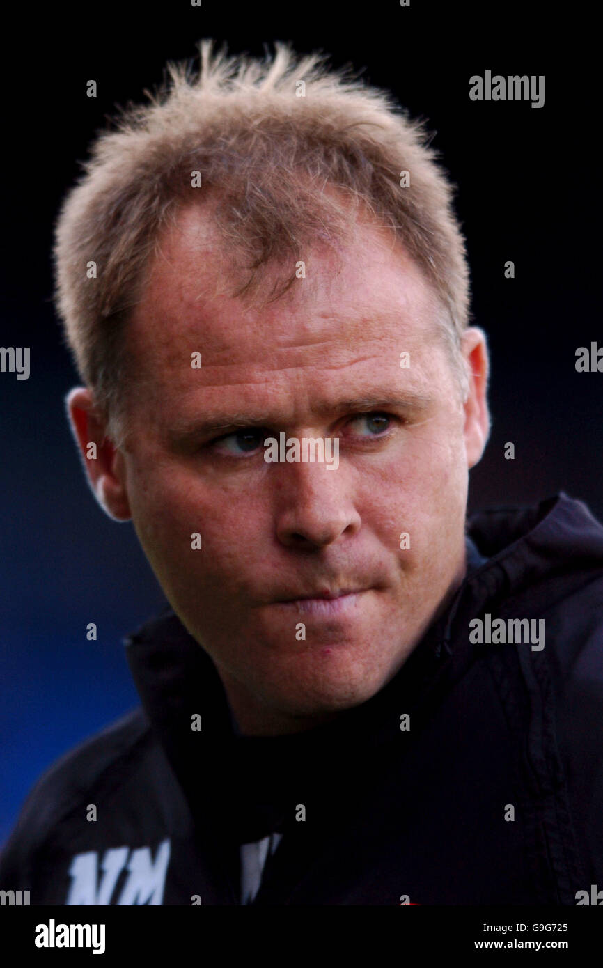 Neil mcdonald manager of carlisle united hi-res stock photography and ...