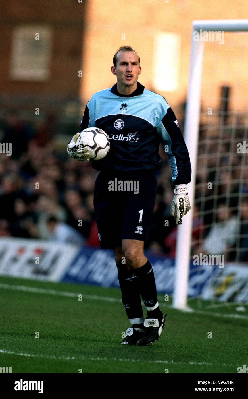Soccer - FA Carling Premiership - West Ham United v Middlesbrough. Mark ...