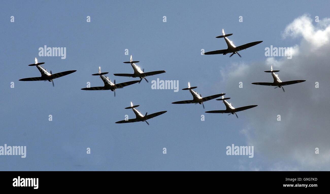 Spitfire show at Duxford Stock Photo - Alamy