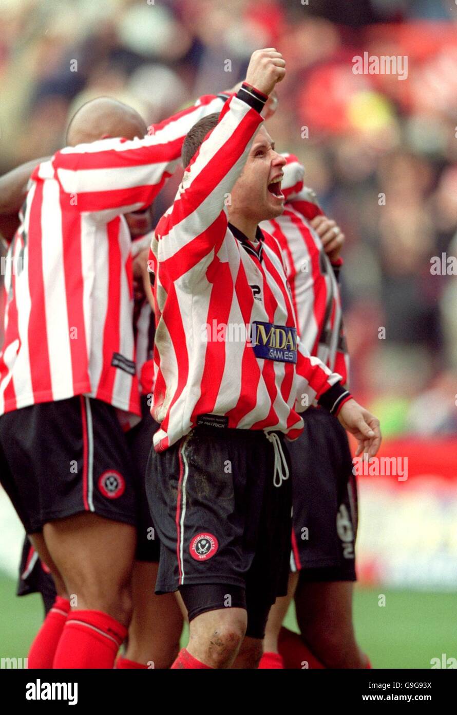 Sheffield uniteds paul devlin celebrates bobby fords opening goal hi ...