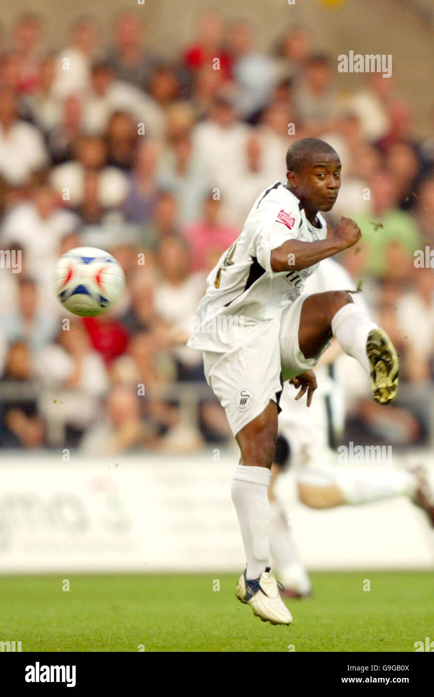 Leon knight hi-res stock photography and images - Alamy